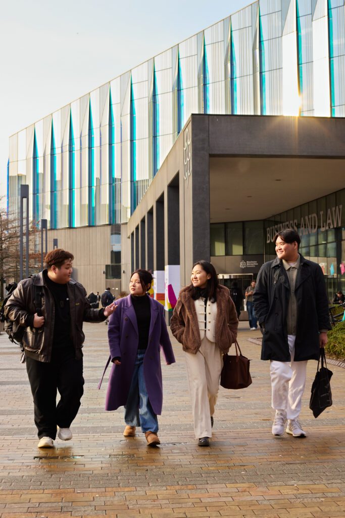 Manchester Metropolitan - Why Study Business In The UK?